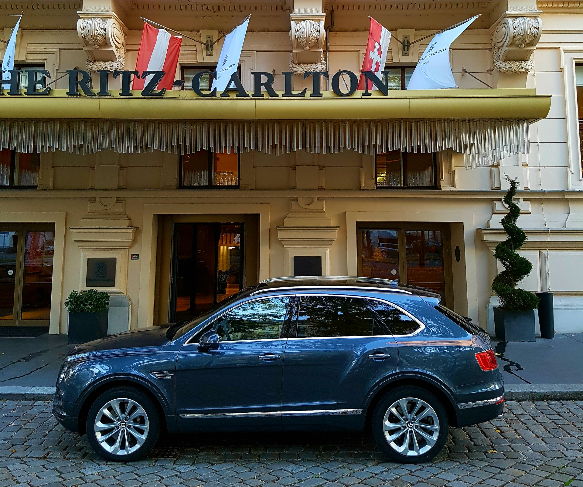 The perfect Gentlemen’s Evening at the Ritz-Carlton Vienna - The Vienna ...