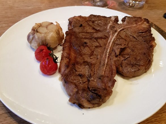 How to Order and Eat the Perfect Steak the Right Way (Beef Cut Guide ...