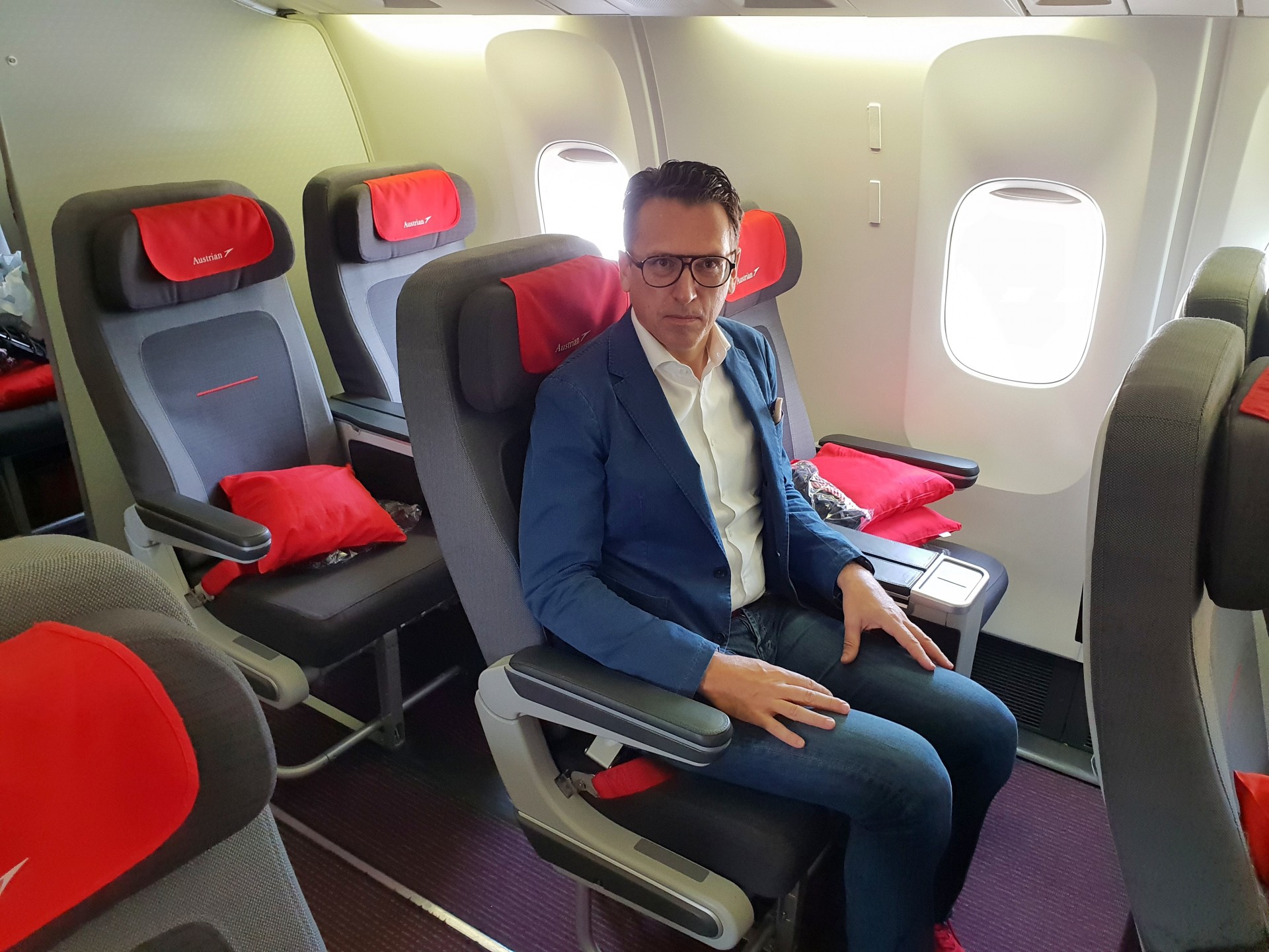 Austrian Airlines Premium Economy Class - Review & Experience - The ...