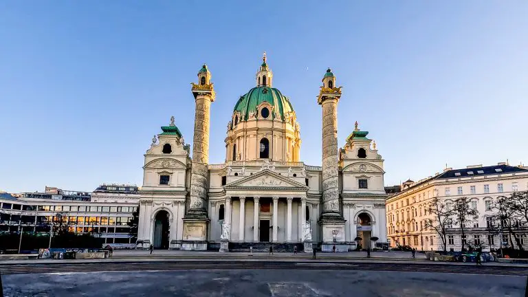 The 12 Most Beautiful Churches in Vienna to Visit (Austria) - The ...