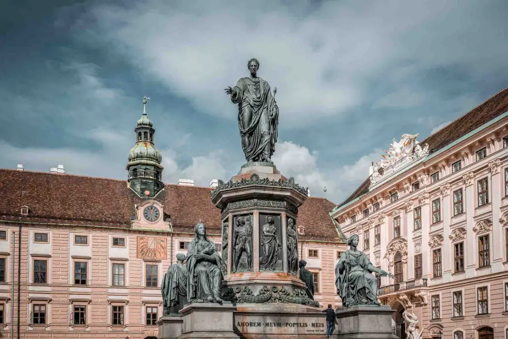 Best 30 Photo Spots in Vienna for Instagram + VLOG Guide - The Vienna BLOG