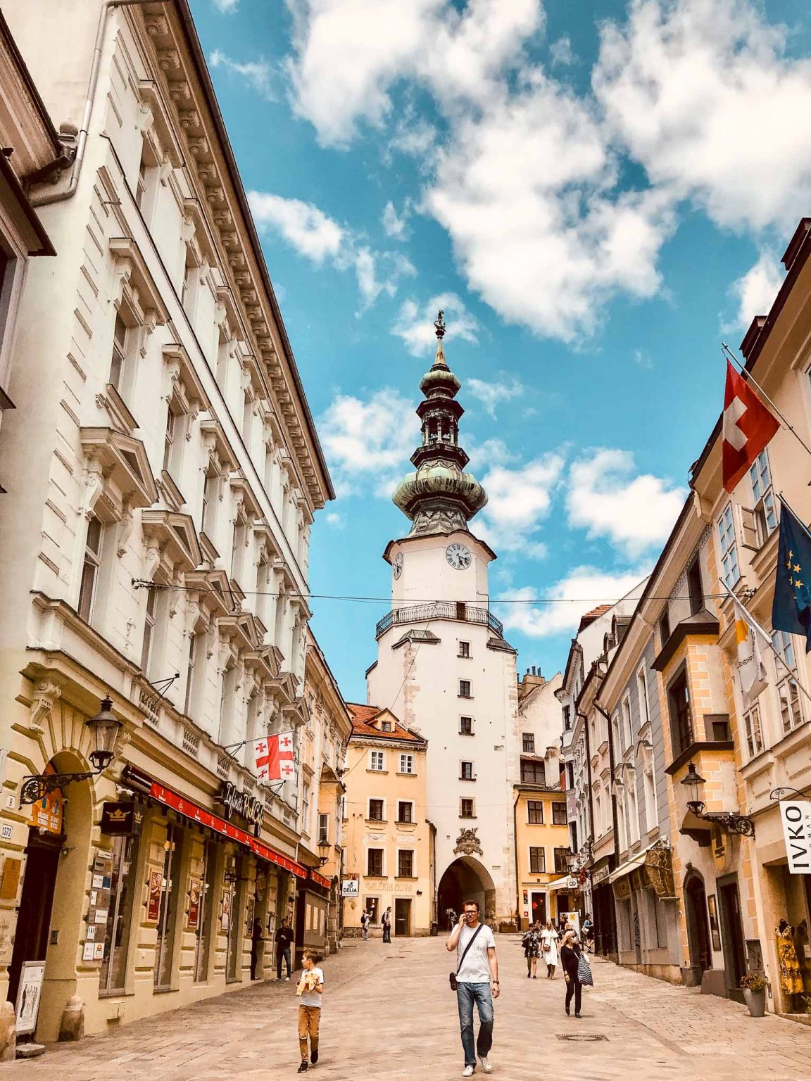 Day trip from Vienna to Bratislava - One-Day Itinerary - The Vienna BLOG